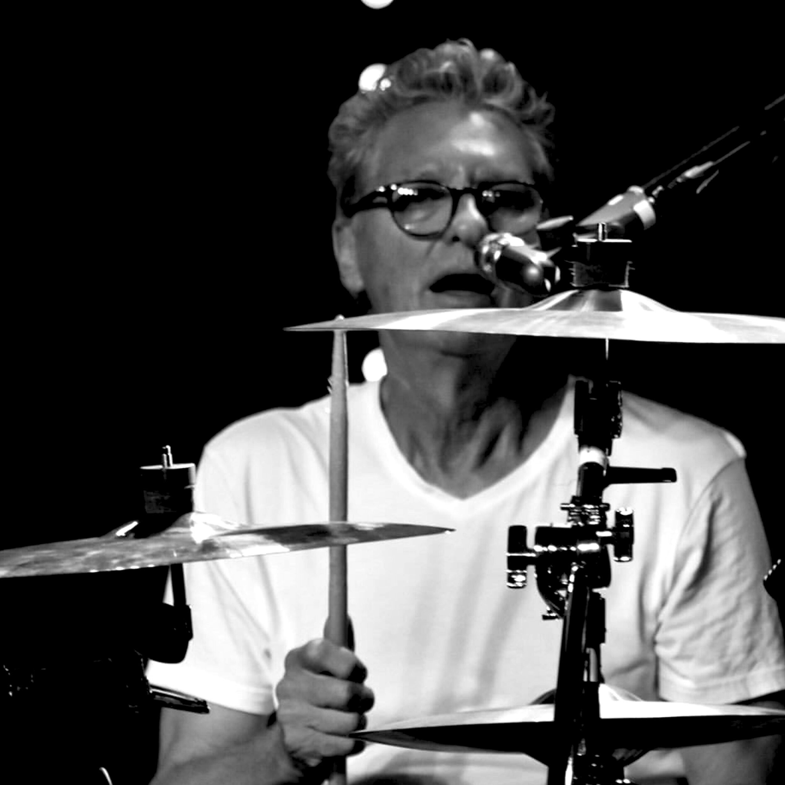 Filthy Animals – The Australian Party Supergroup